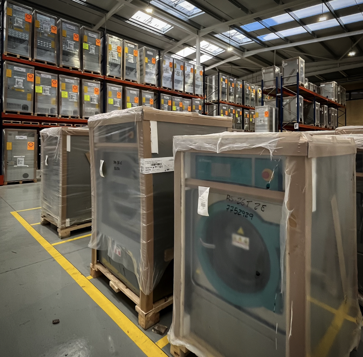 Different Types of Commercial and Industrial Laundry Equipment